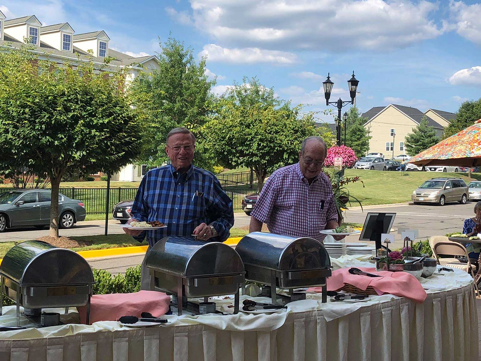 Fall Barbecue - Independent Retirement Living Community in Fairfax, VA ...